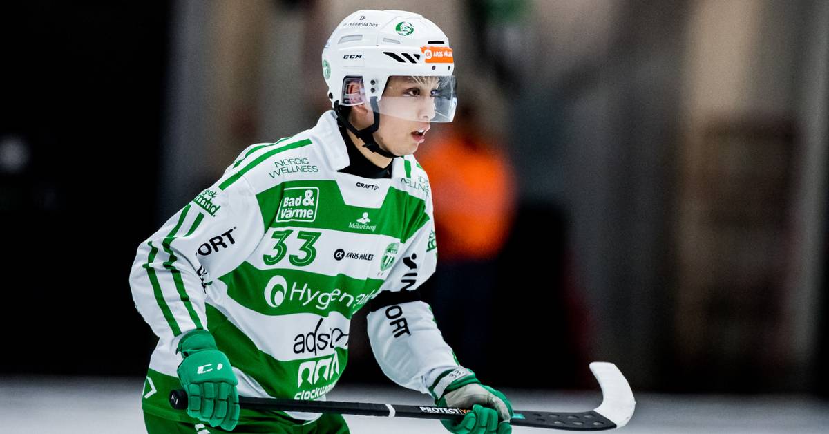 VSK-spelare utsatt för rasism – klubbarna markerar | SVT Sport