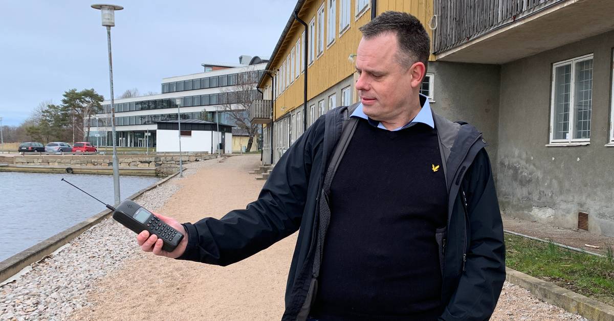 Han skickade Sveriges första sms – så såg mobilen ut för 30 år sen ...
