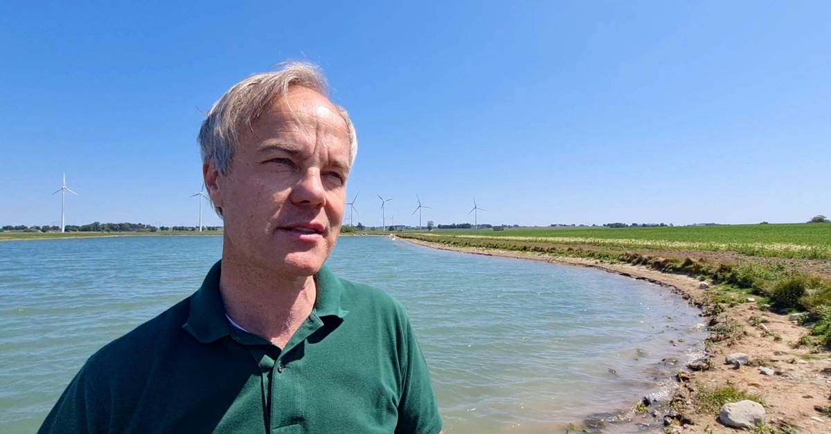 Nya sjön i Gårdstånga ska rädda Gustaf Ramels skörd undan torkan | SVT ...