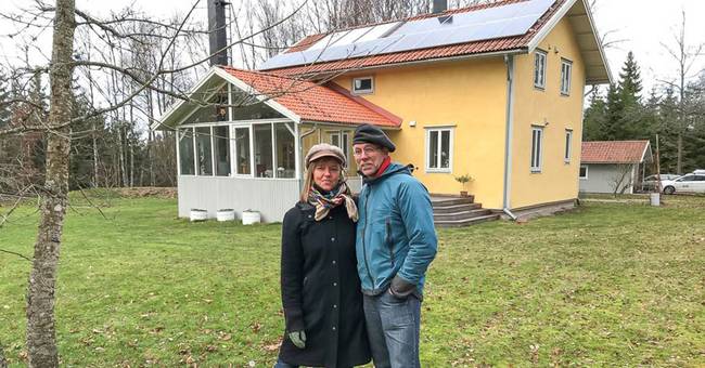 Halmhus och solceller har minskat familjen Wallins utsläpp | SVT Nyheter