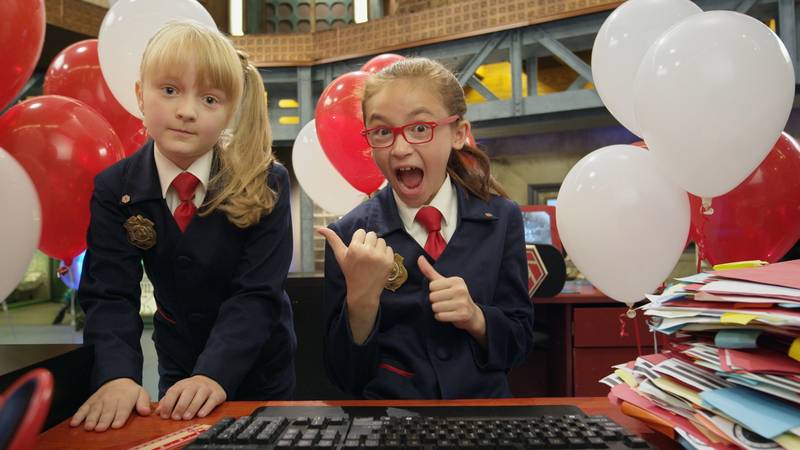 Ett fall för KLURO – 20. Tjugonde jubileumsvideon | SVT Play