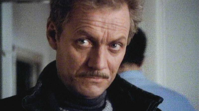 Roland Hassel – 2. Säkra papper | SVT Play