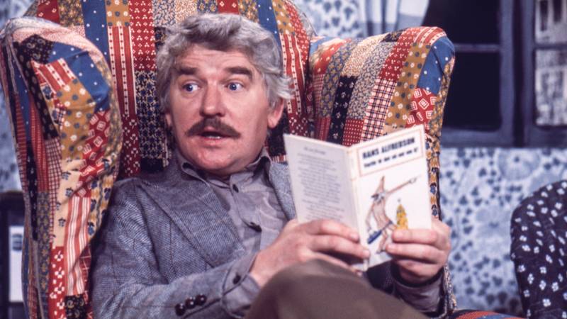 Varför är det så ont om Q – Avsnitt 1 | SVT Play