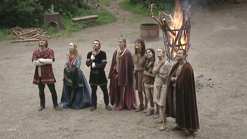 Riket – 8. Revolution | SVT Play