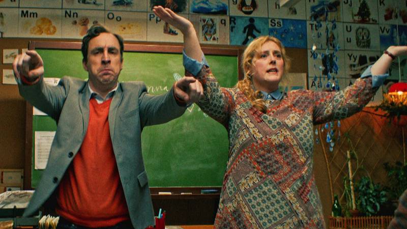 Grotesco – 2. Föräldramötet - ett kammarspel | SVT Play