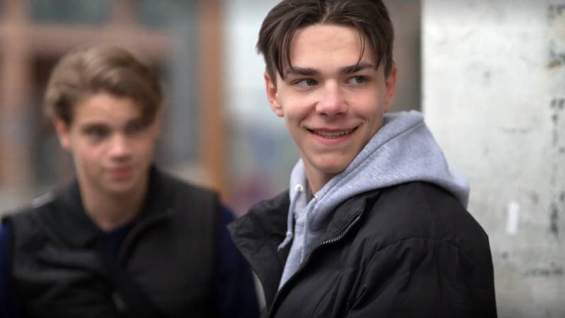 Strula – 14. Nån väntar | SVT Play