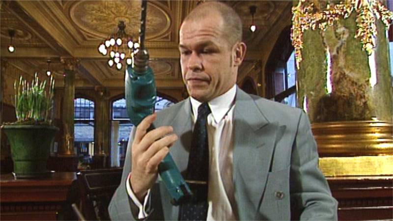 Fritt fall – Avsnitt 6 | SVT Play