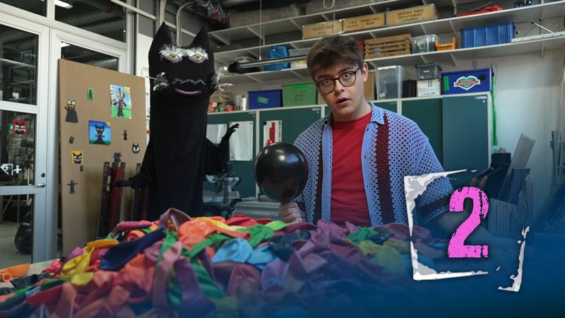 Sommarskuggan – 2. Ett hotfullt meddelande | SVT Play