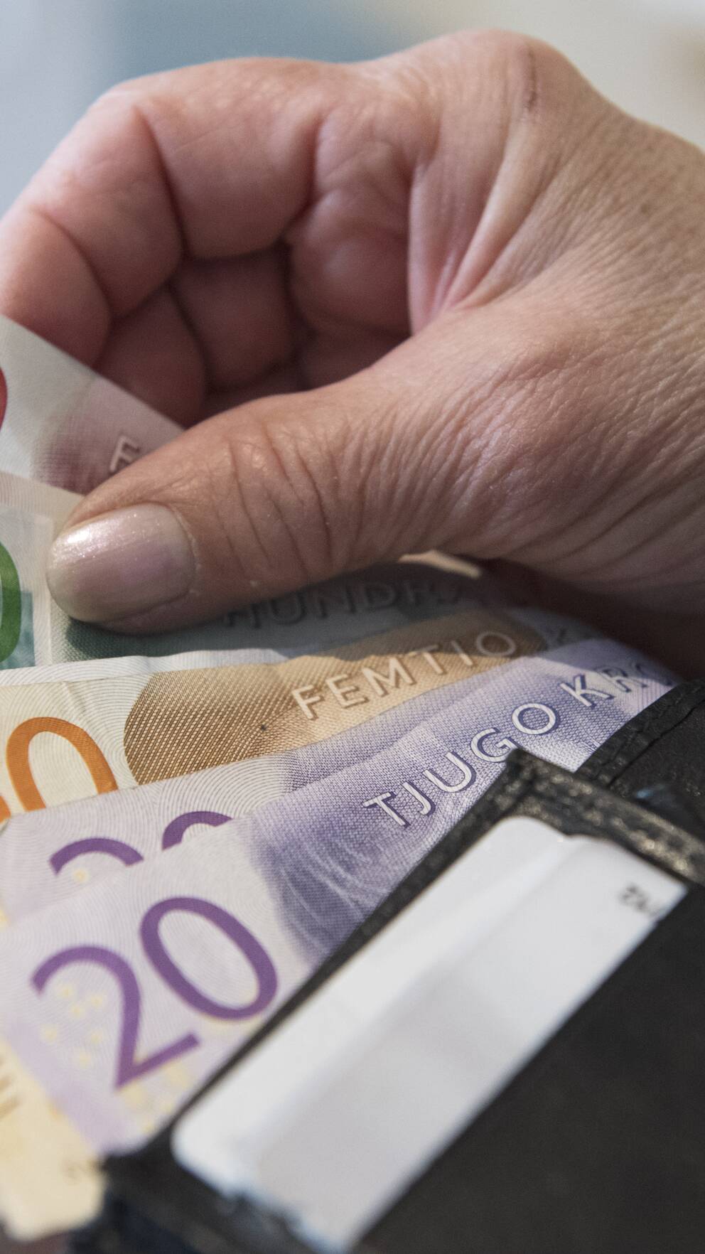 Hur mycket pengar får man? | SVT Nyheter Hur mycket pengar får man? | SVT Nyheter