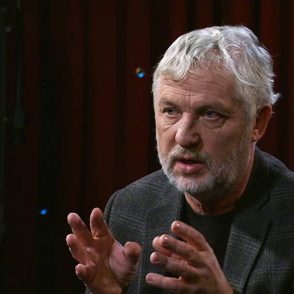 Peter Eriksson (MP): ”Ser sig som bättre om man inte äter kött” | SVT ...