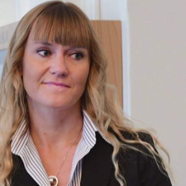 Advokat hade relation med gängkriminell – nu försvarar hon mannen som ...