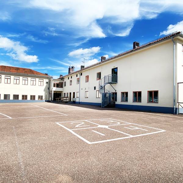 Politiskt beslut senast nästa sommar – följ med in i Västerby skola och ...