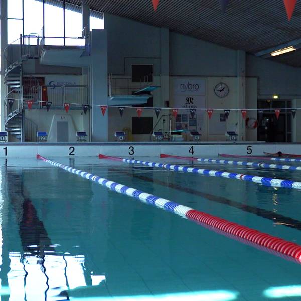 Klart – Växjö kommun vill bygga den nya simhallen på Bäckaslöv | SVT ...