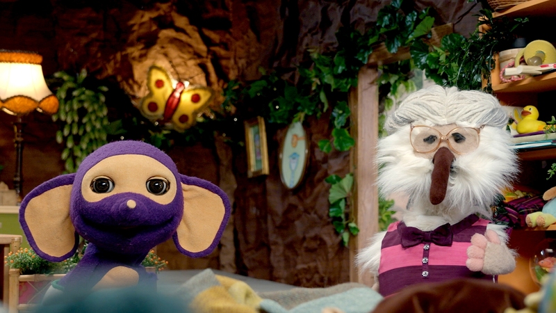 Fantorangens värld - Fantus har barnvakt | SVT Barn