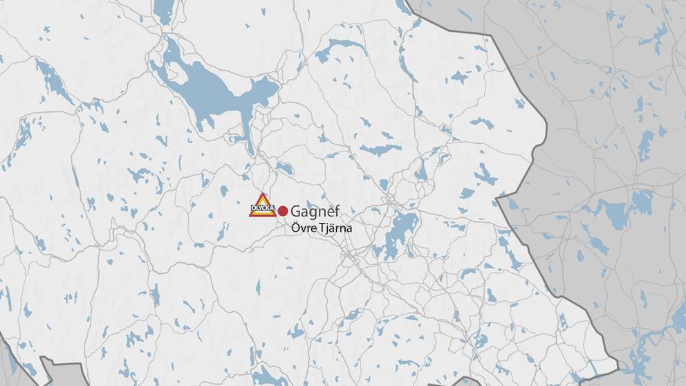 Bil voltade av vägen i Gagnef | SVT Nyheter