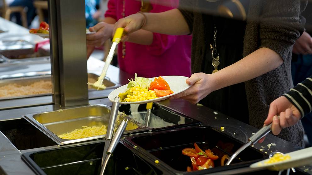 Perstorps skolmat kostar minst i Skåne | SVT Nyheter