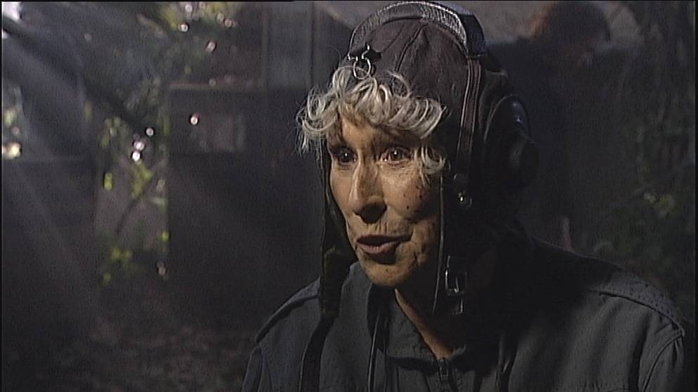 Eva Rydberg spelar barnslig professor i årets julkalender | SVT Nyheter