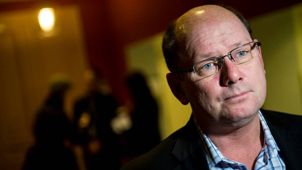 Utredning slår fast: Urban Ahlin agerade olämpligt | SVT Nyheter