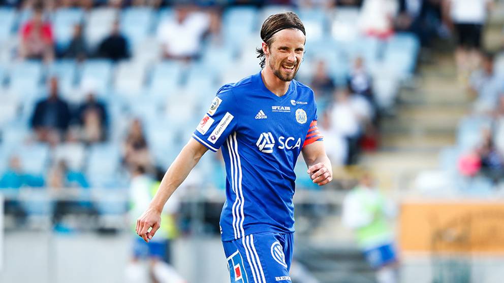 Linus Hallenius kvar i Gif Sundsvall | SVT Nyheter