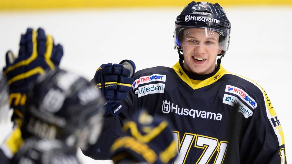 Toni Rajala lämnar HV71 | SVT Nyheter