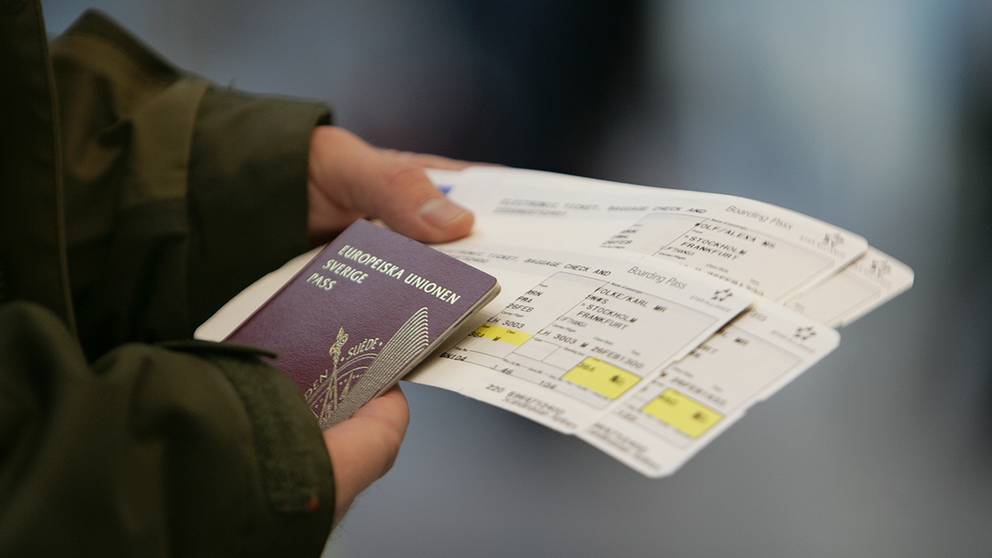 Polisens drop-in tider för pass och id-kort tas bort | SVT Nyheter