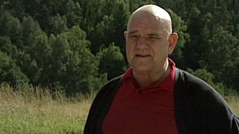 Skådespelaren Roland Janson är död | SVT Nyheter