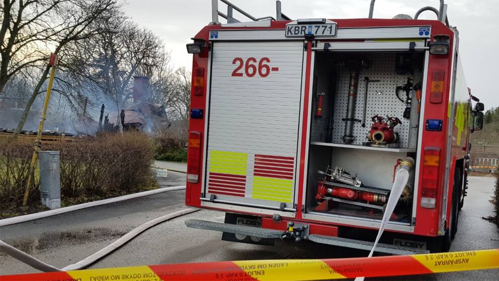 Villabrand i Kallinge – en person skadad | SVT Nyheter Villabrand i Kallinge – en person skadad | SVT Nyheter