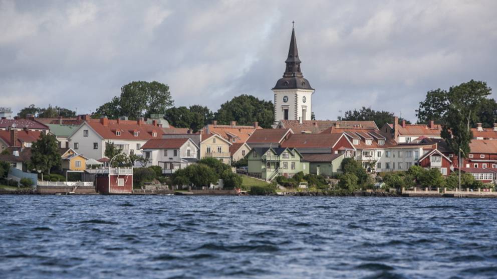 Hjo – en stad i oro efter dubbelmordet: ”Känns väldigt kusligt” | SVT ...