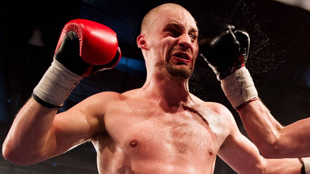 Trots löftet – Adrian ”Gäddan” Granat gör comeback | SVT Sport