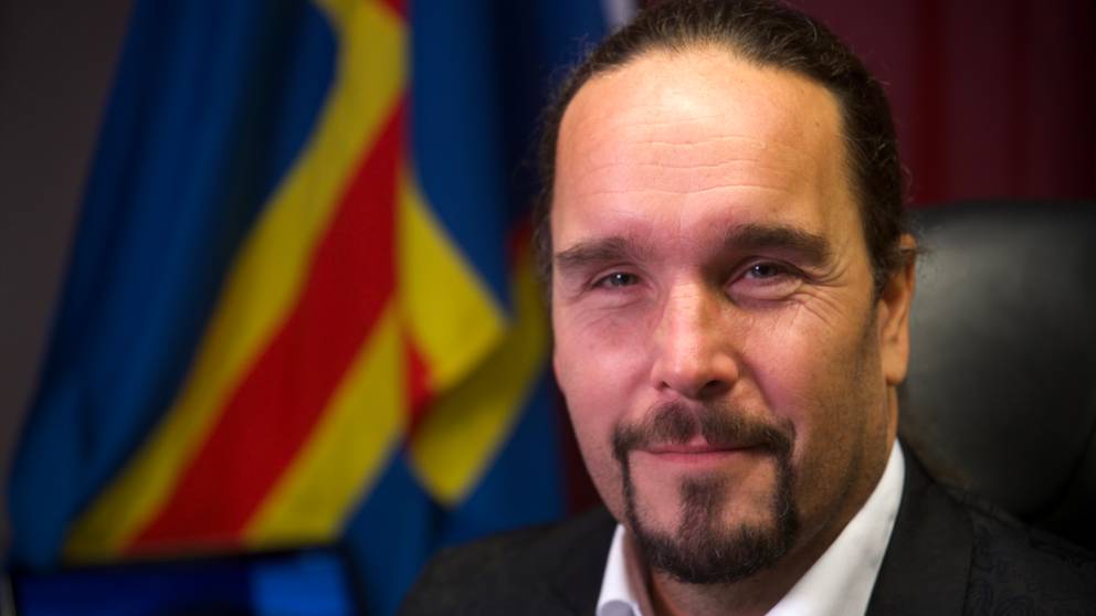 Stängda gränser – hårt slag mot Ålands ekonomi | SVT Nyheter