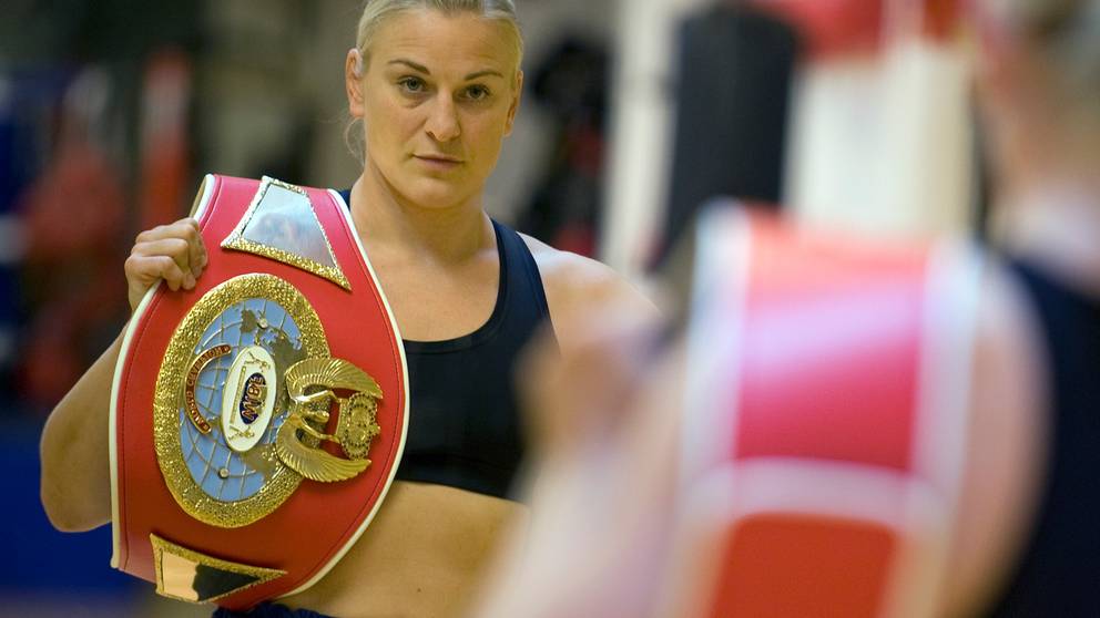 Lindberg blixtinkallad för match om världsmästarbältet | SVT Sport