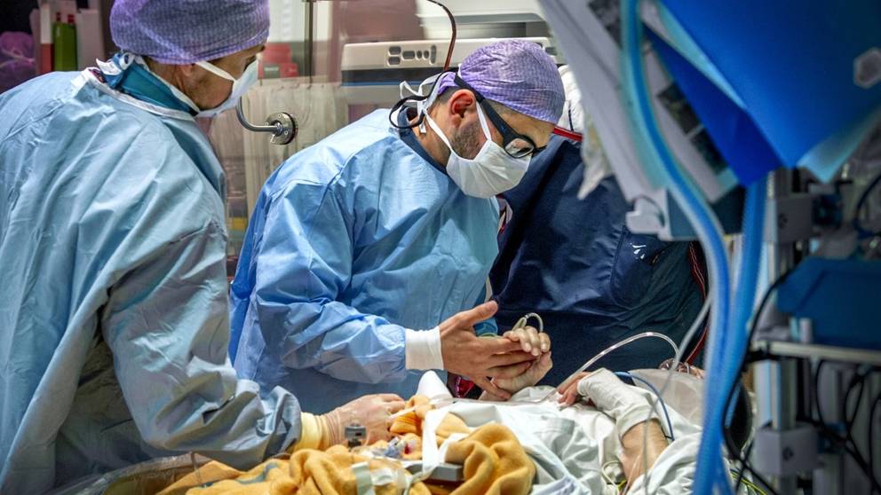 Vad är trombektomi? | SVT Nyheter