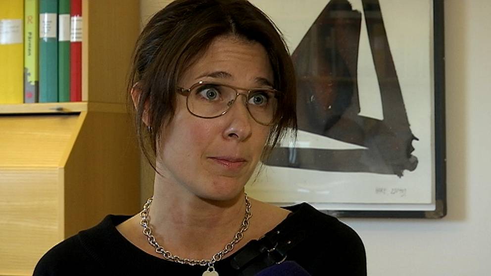 Elever rustas mot nätmobbning | SVT Nyheter