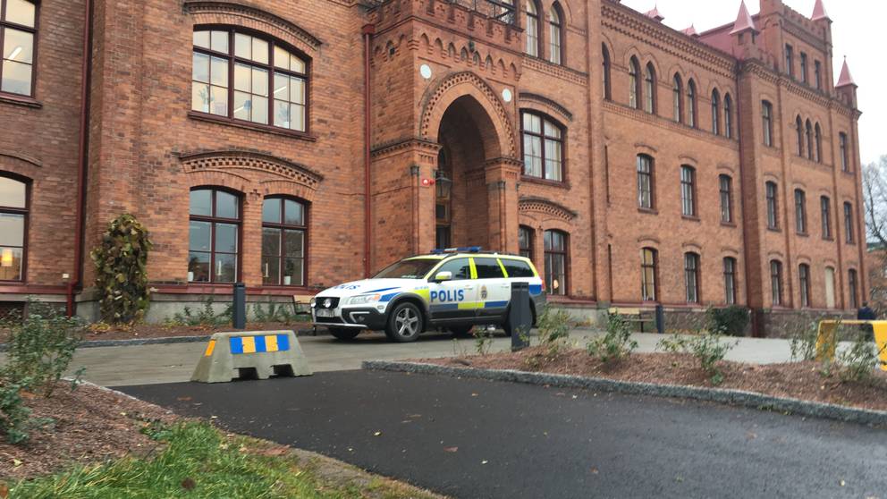 Storbråk på Vallbacksskolan | SVT Nyheter