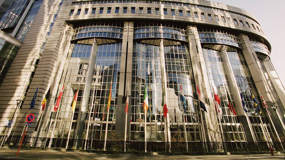 Självmordsbombare jobbade i EU-parlamentet | SVT Nyheter