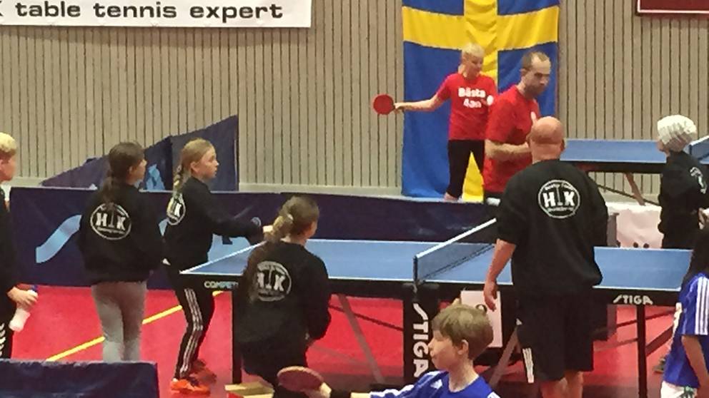 De är bland de bästa i Sverige i pingis | SVT Nyheter