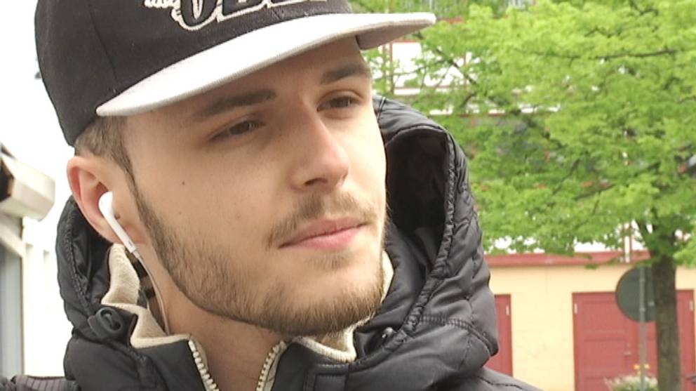 Lyckat polisbesök på Andersberg | SVT Nyheter