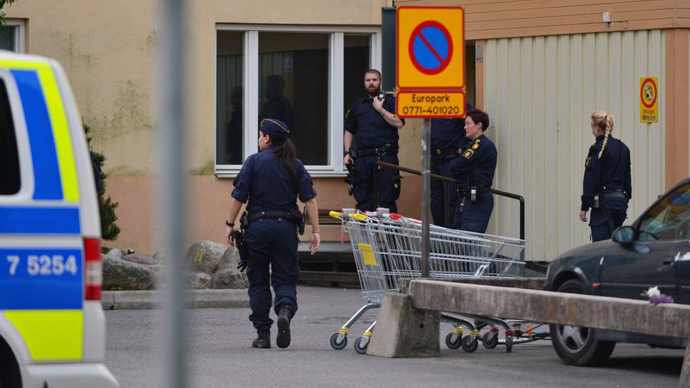 Två åtalas för grova brott | SVT Nyheter