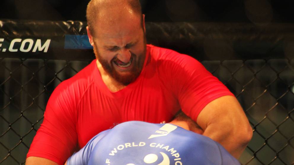 EM-silver till Smajic från Västervik | SVT Nyheter