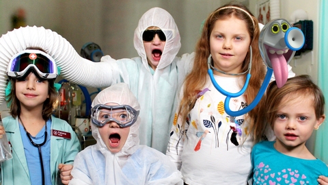 Doktorerna - Lilja och Davids springmask | SVT Barn