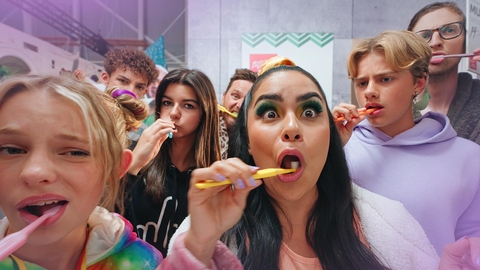 Borta bäst - 1. Kod 1000 | SVT Barn