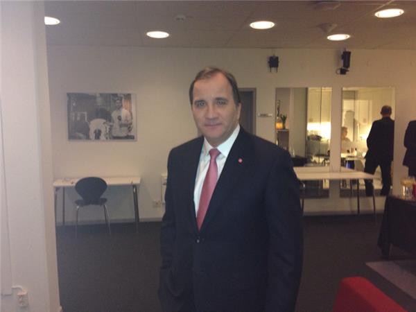 Nu möts Reinfeldt och Löfven